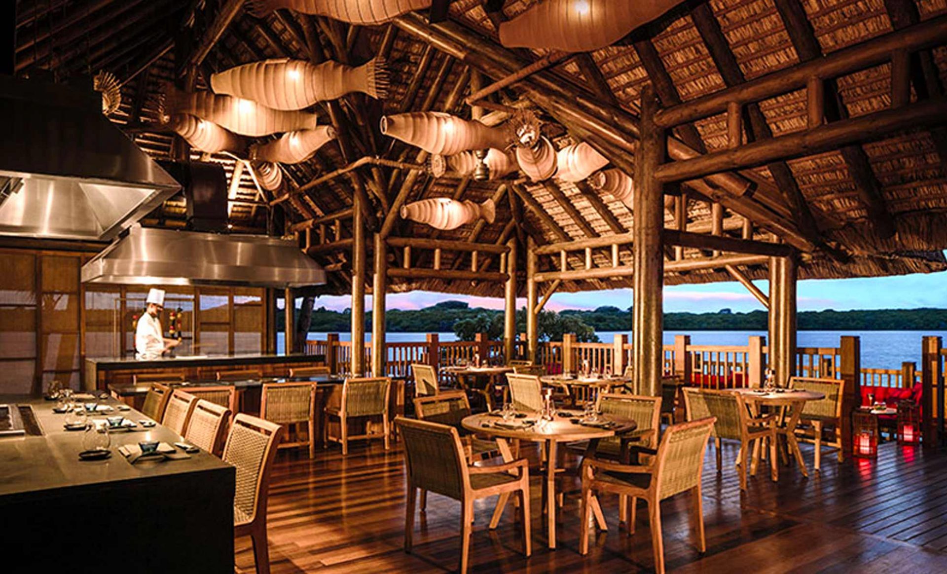 Revisiting 3 Legendary Mauritius Holiday Hotels - Luxury Worldwide ...