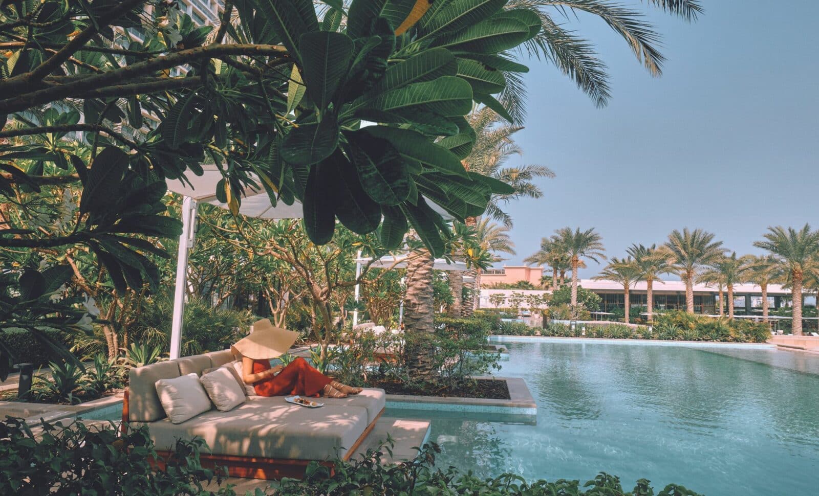 Luxury Worldwide Collection Exploring Atlantis The Royal Dubai: A New ...